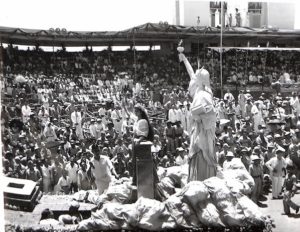 Filipinas Heritage Library | Tara, Vote!