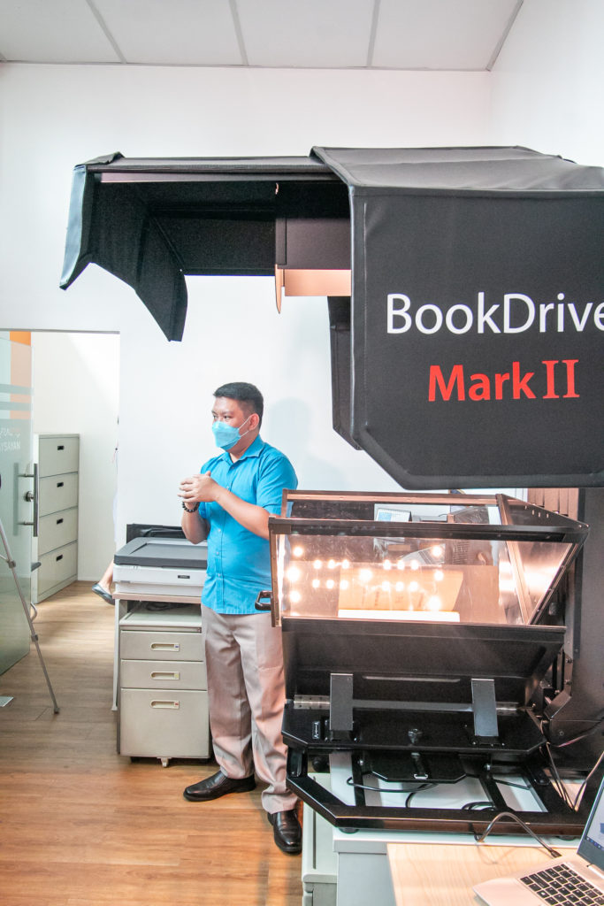 Filipinas Heritage Library | Ayala Foundation Unveils New Book Scanner ...